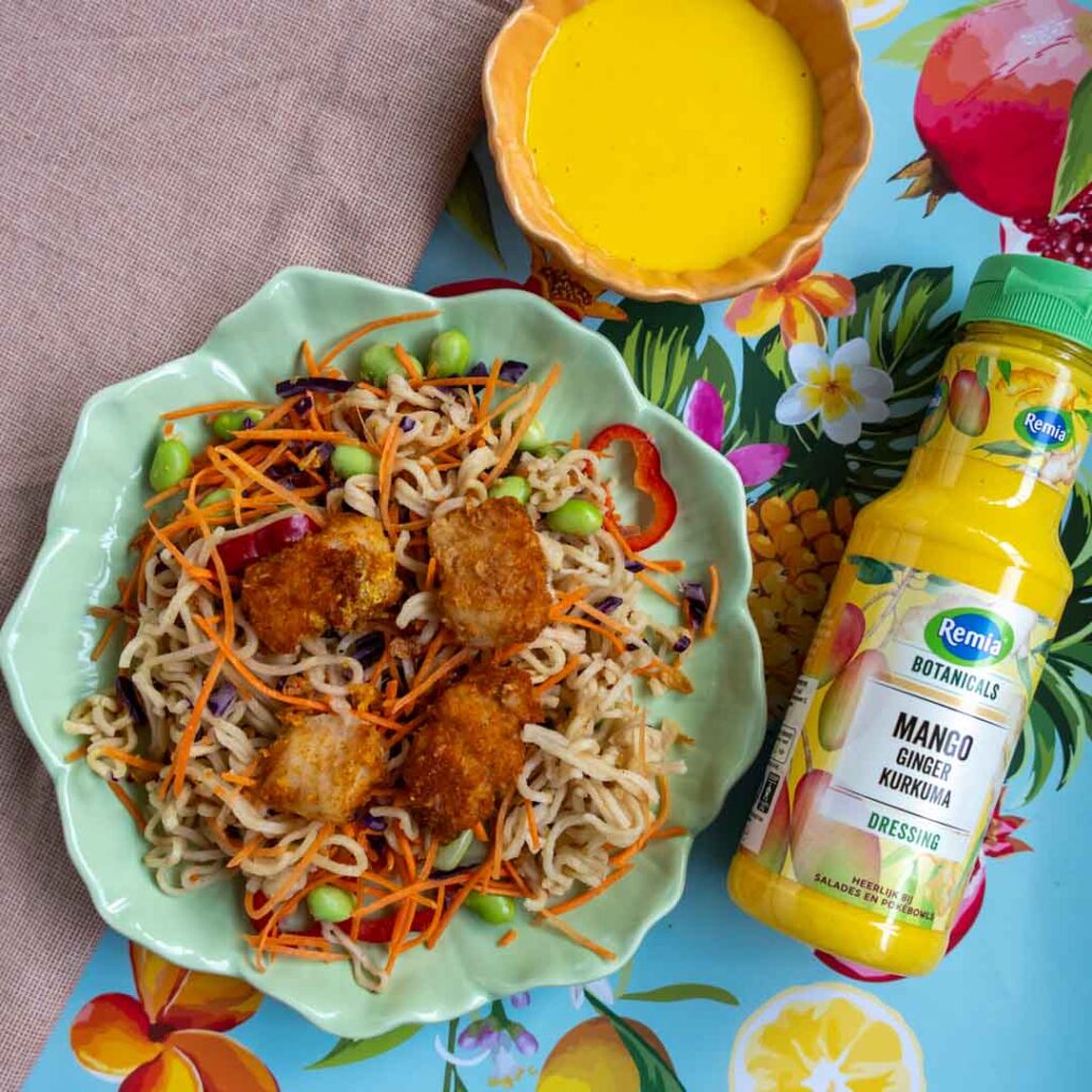 Salade bowl met crispy vis · Baksels by Mandy